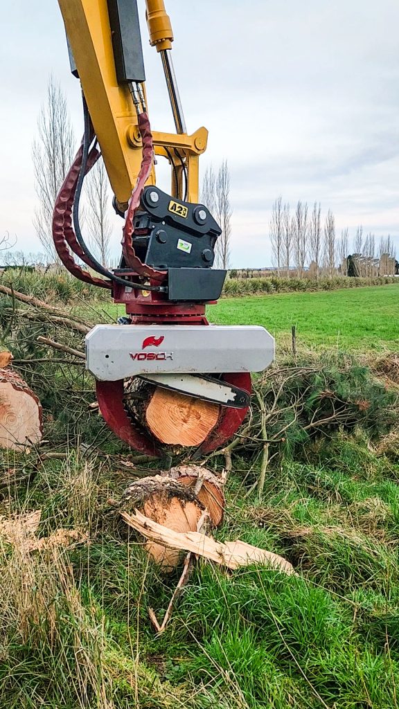 Grapple Saws | Earthworm Attachments NZ